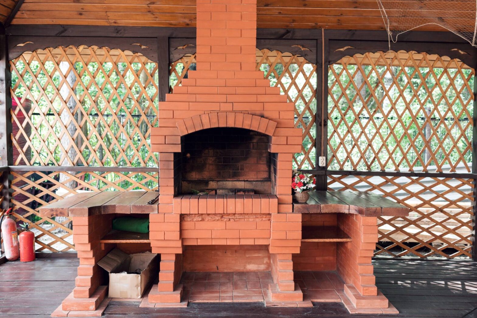 Murowane grille ogrodowe to piękny dodatek do małej architektury w ...